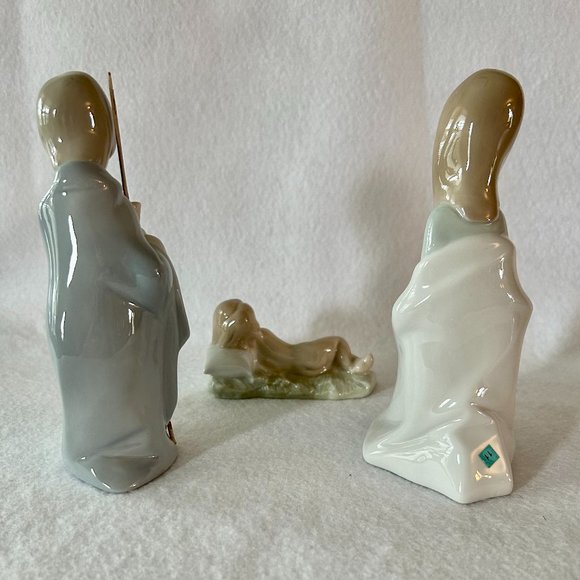Lladro | Holiday | Lladro 467 4672 467 Holy Family 3 Piece Nativity ...